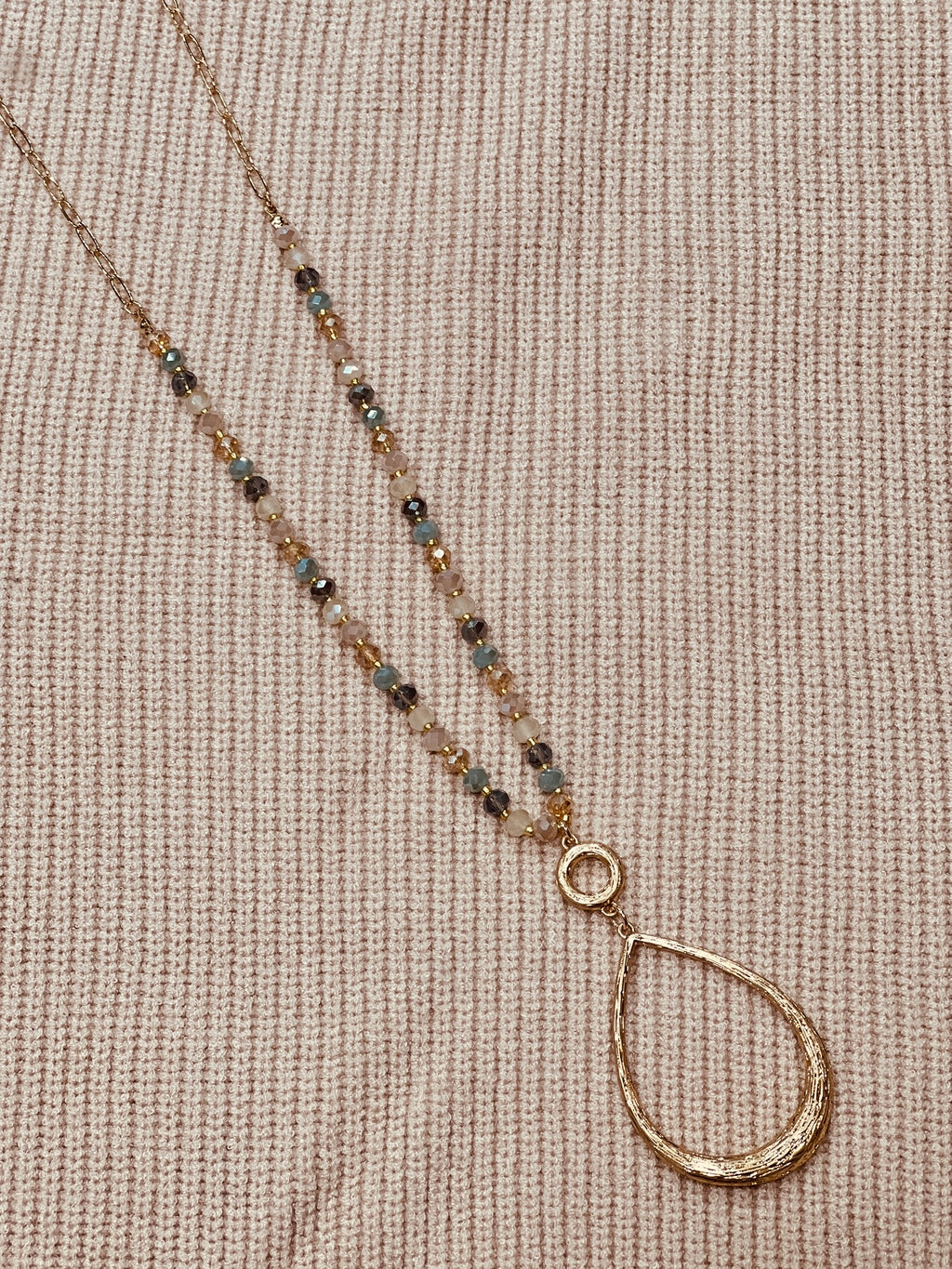 Meghan Browne Ceazar Light Multi Necklace – The 1408 Boutique • Lingerie